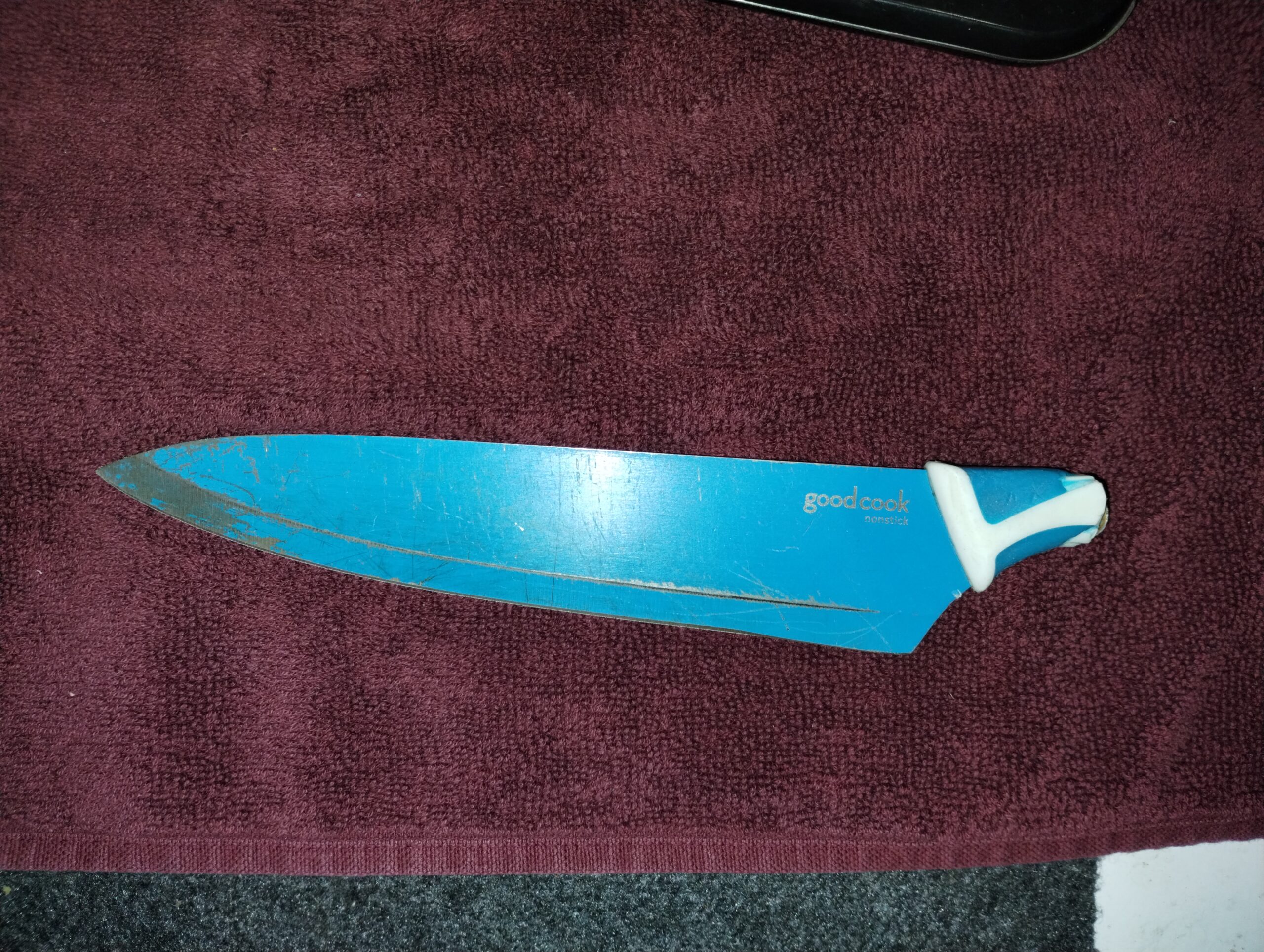 How easy is it to break cheap knife handles - Sharper Tools LLC